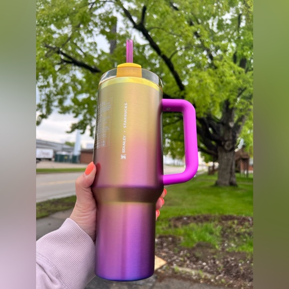 Stanley | Dining | New Summer Starbucks X Stanley Summer 224 Collab 40 ...